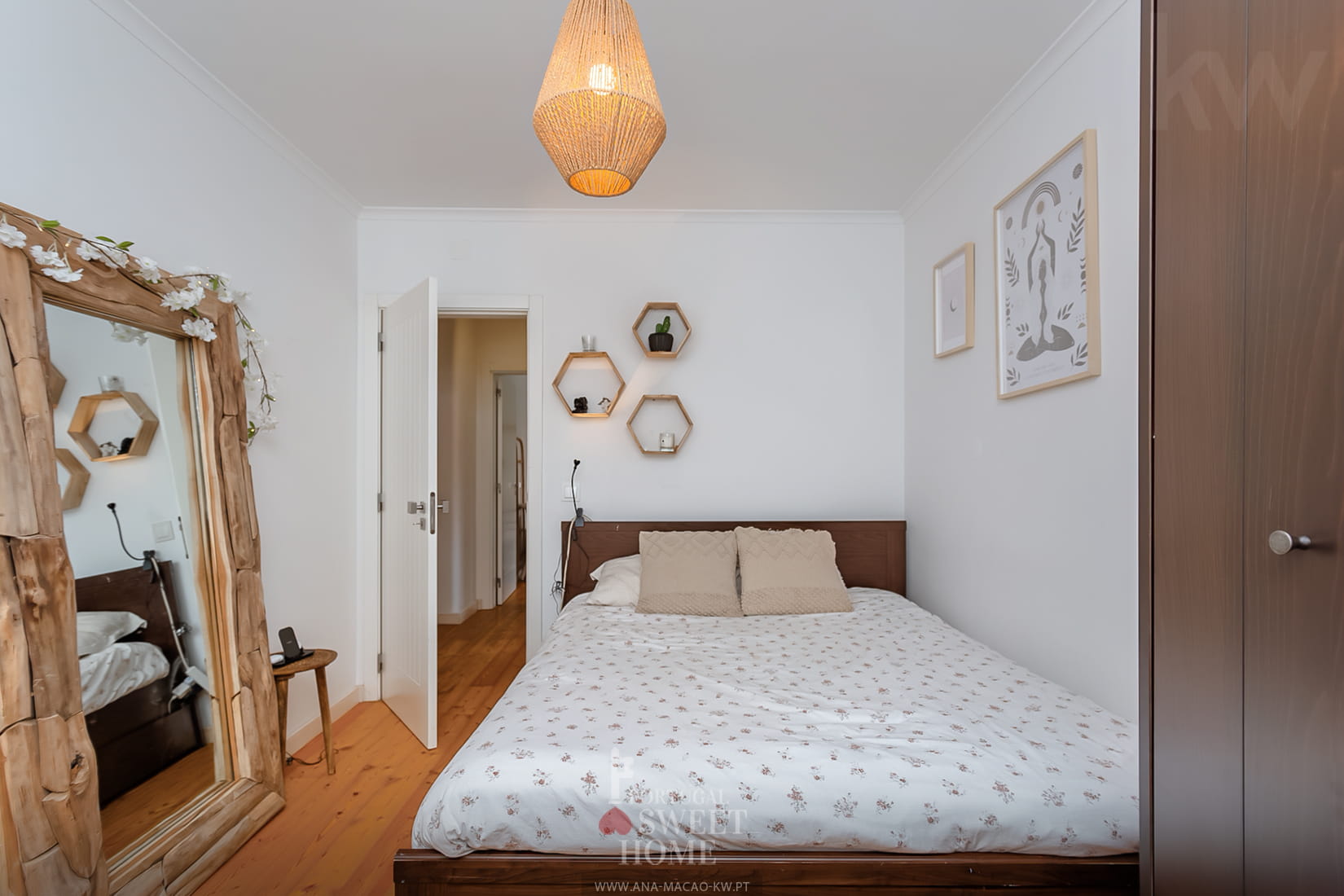 Cascais, Parede - Floor 2 bedroom house with garden | Ana Mação - KW